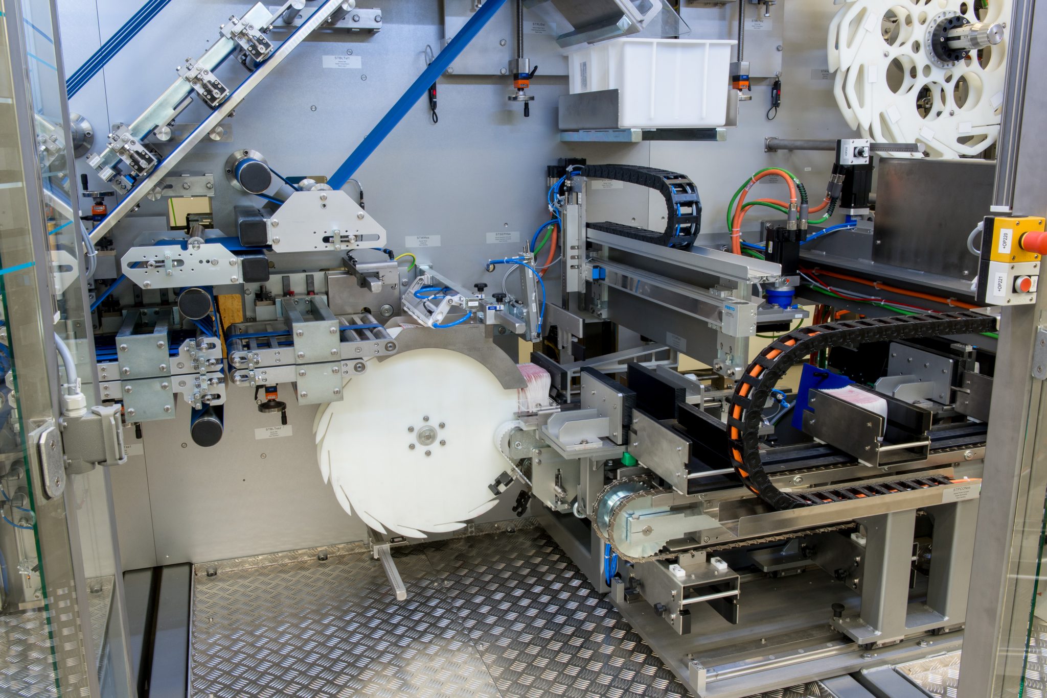 Stacking units - IndMacDig | Industrial Machinery Digest