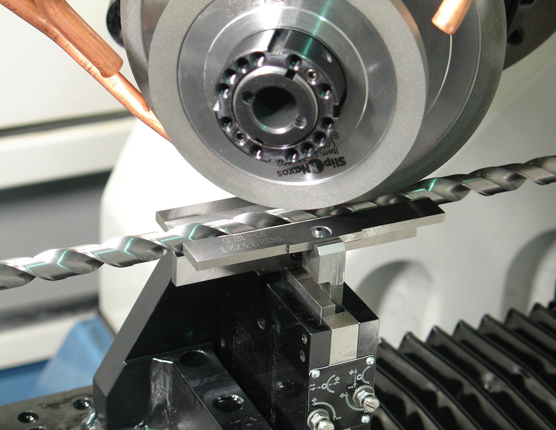 ANCA TX Linear leads the way in long drill production - IndMacDig ...