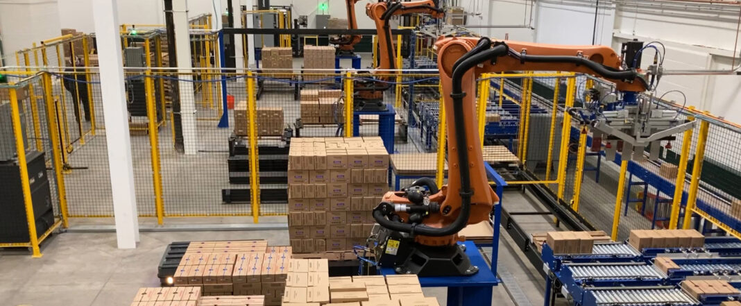 KUKA Showed Versatile Robotic Case Packaging at PACK EXPO - IndMacDig ...